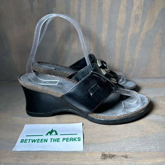 Ariat | Shoes | Ariat Womens 65 Wedge Sandals Black Leather Mid Heel ...